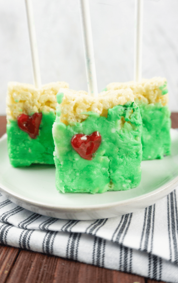 Grinch-Themed Food & Drinks for Your Christmas Party